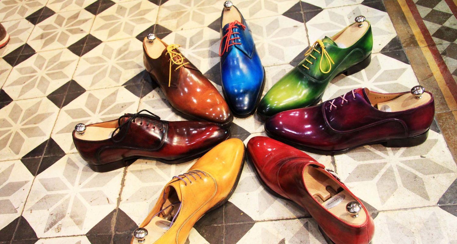 Chez un Bottier de référence où l'on apprend on agit on goute on choisit